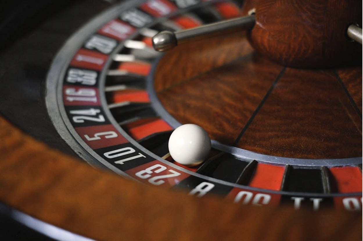 A Beginner's Guide to Online Roulette Rules and Gameplay| Kingspredict.com
